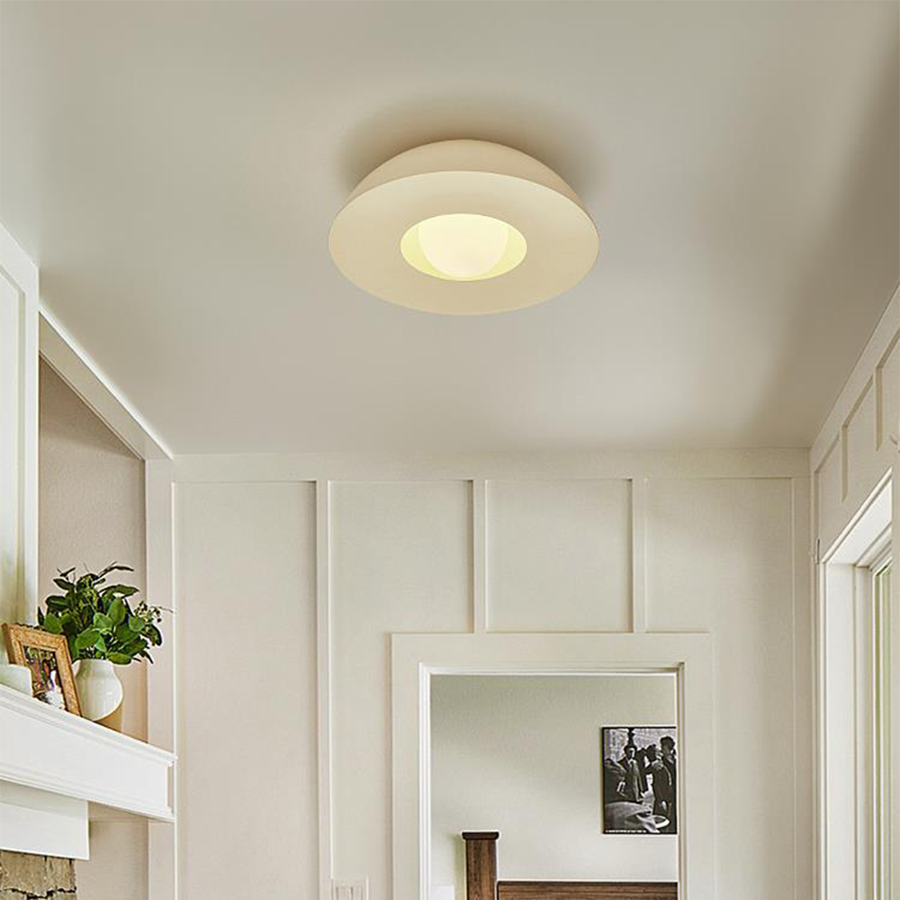 Simple Round UFO Shaped Ceiling Light